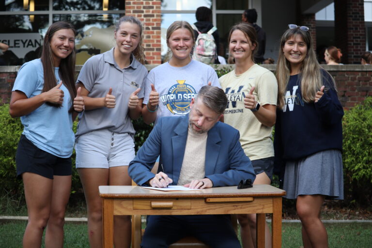 Annual Walk with the President | North Carolina Wesleyan University